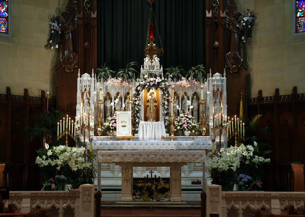 Introibo ad altare Dei: Easter at Assumption Grotto in Detroit, MI