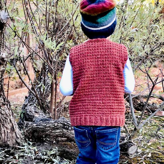 Hobbit Vest with pocketses - Knitionary