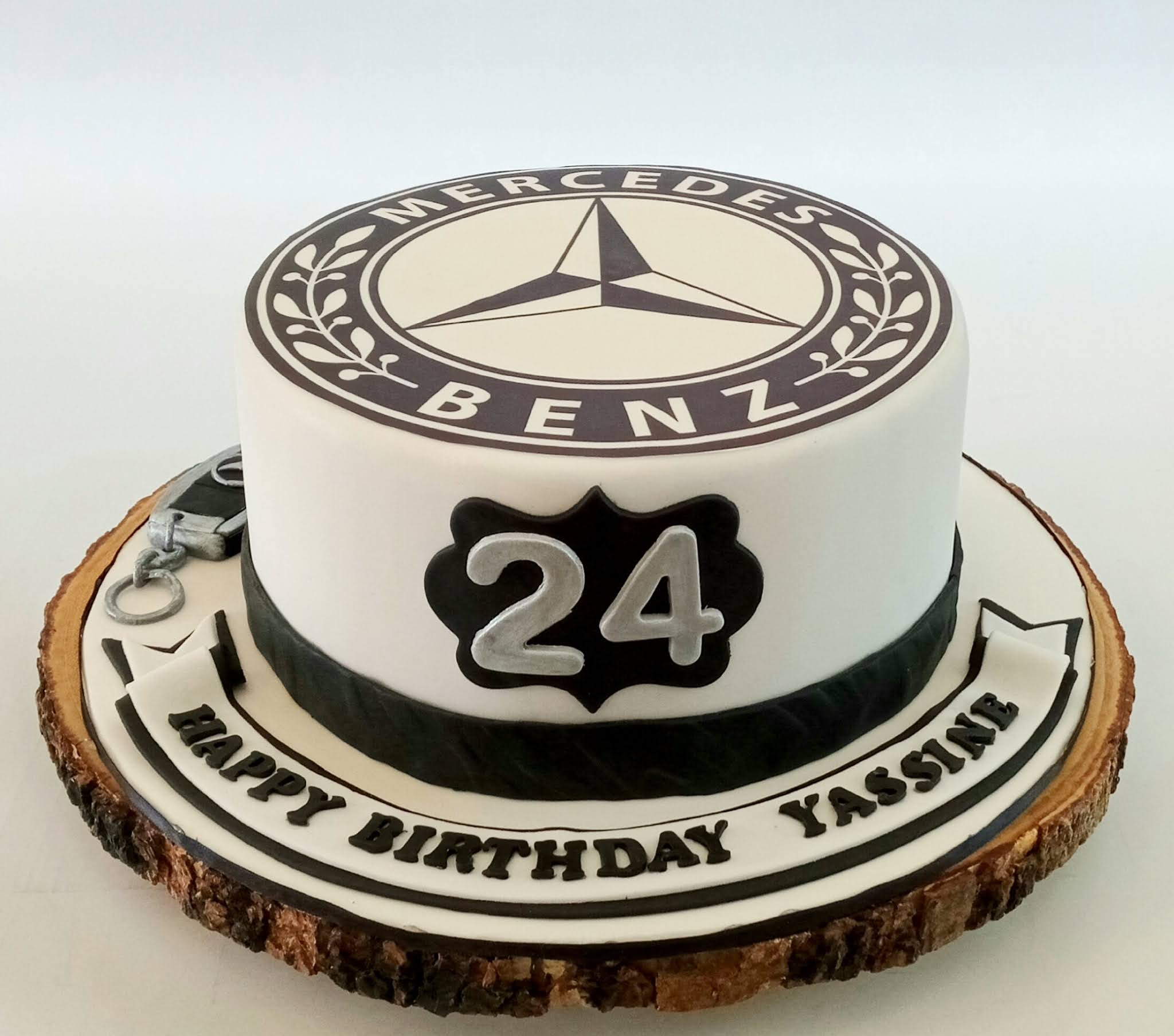 CakeSophia: Mercedes cake