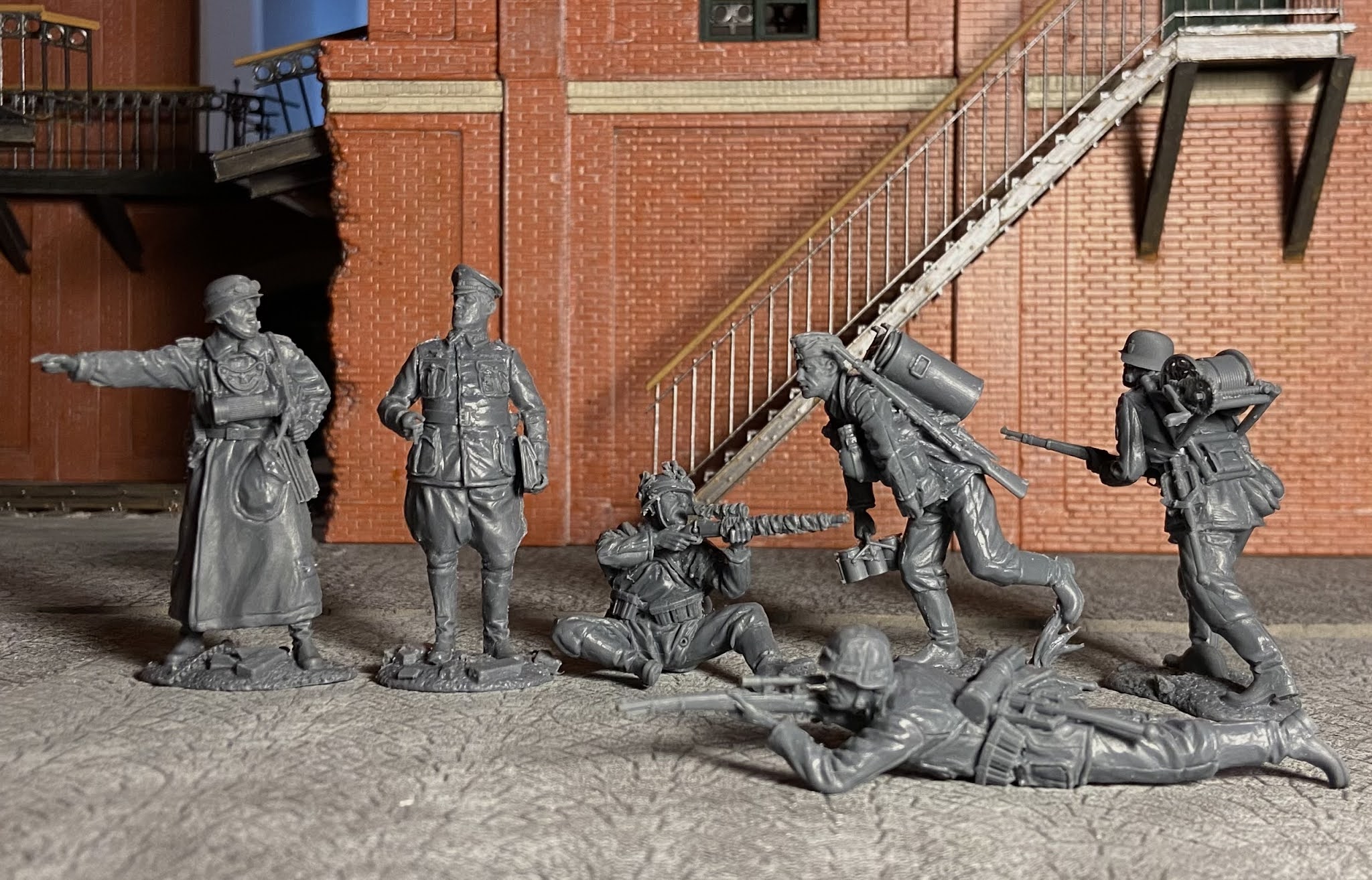 WWII Plastic Toy Soldiers: Plastic Platoon - Toy Soldiers
