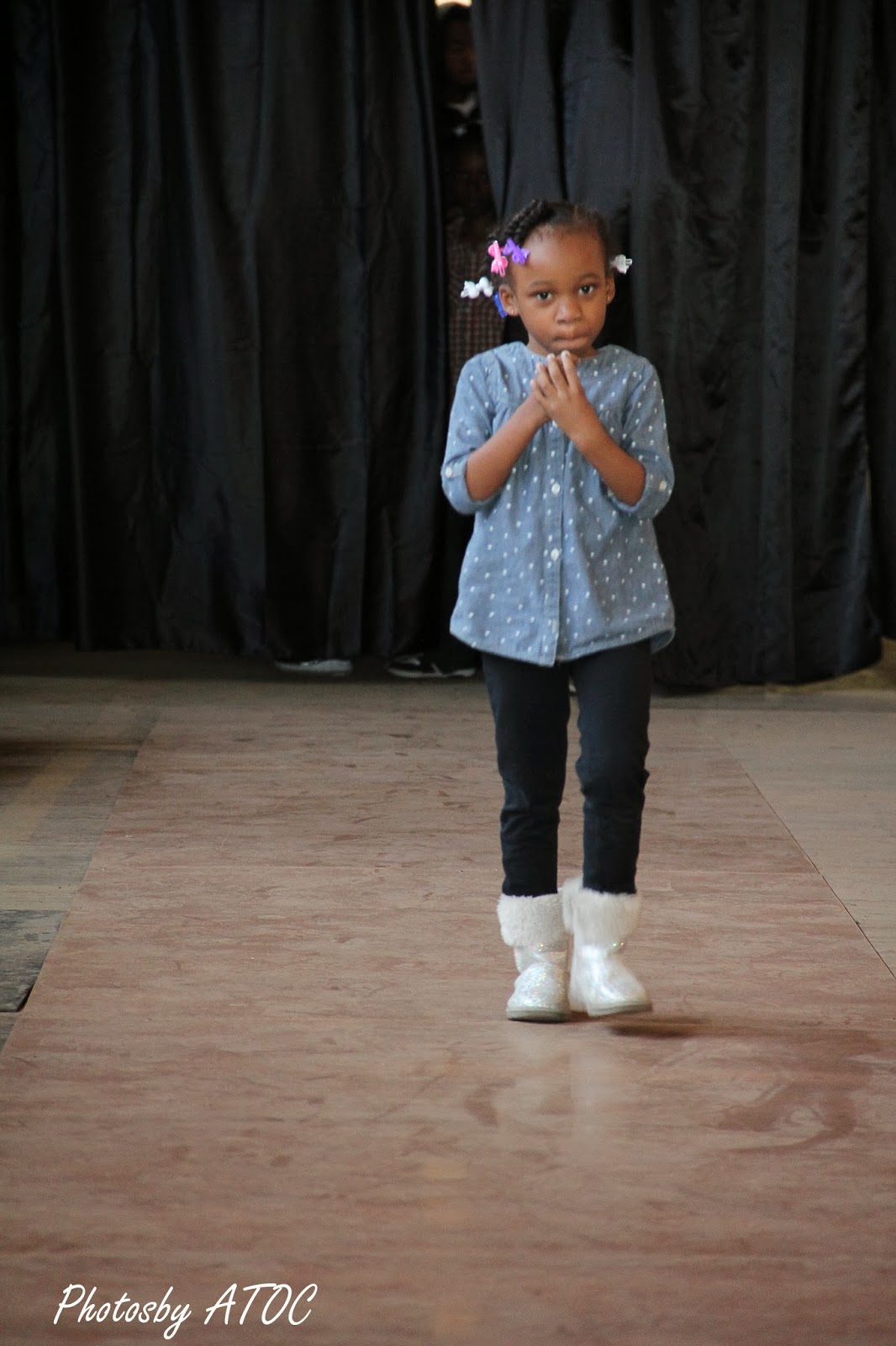 GUTHRIE BONNETT-EVENT EDITOR: Larkin Designs 2020 Fashion Chicago ...