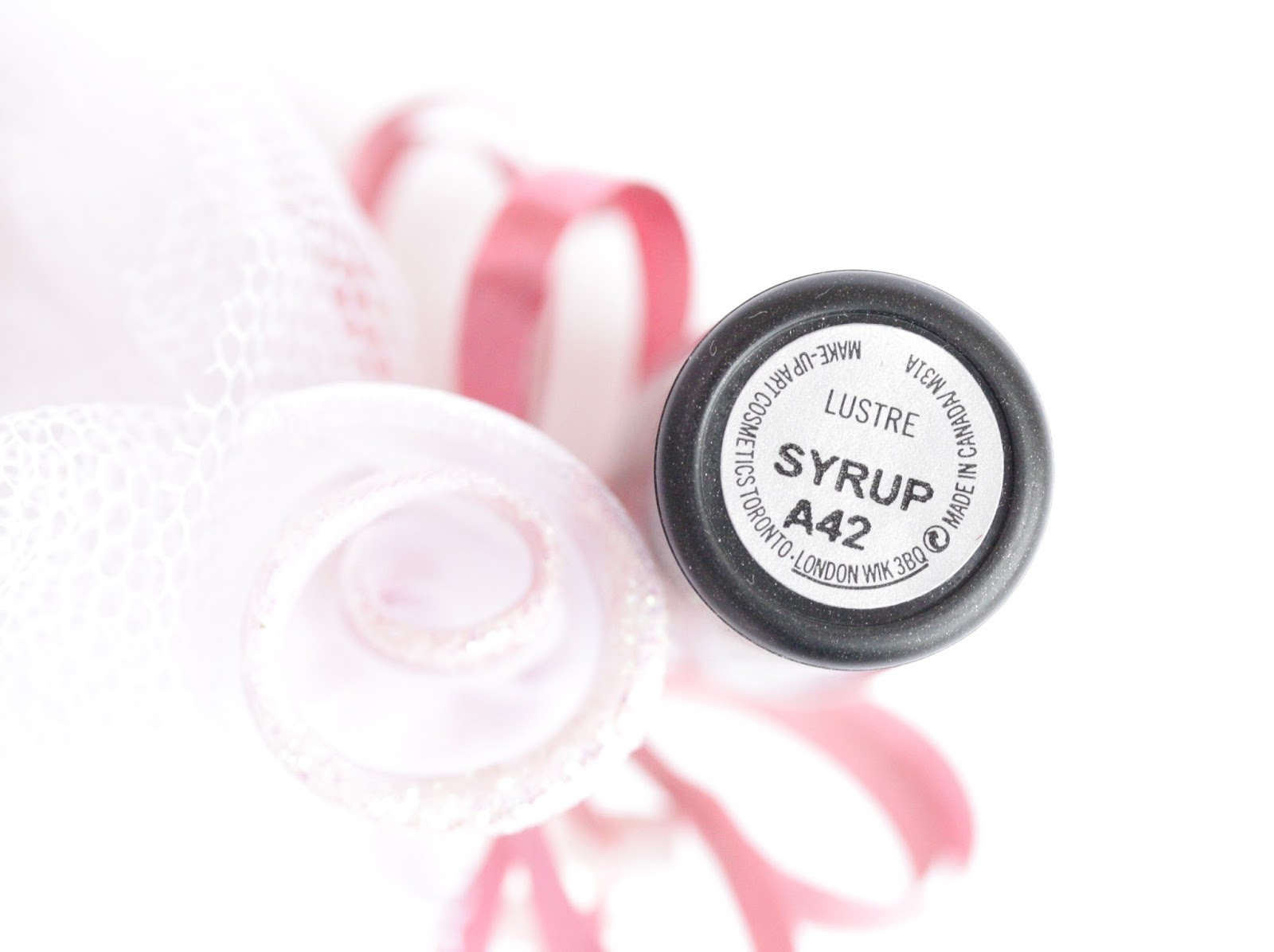 Pretty Fall Lips / MAC Syrup Lipstick Review and Swatches | RosyChicc