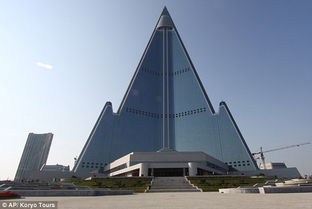 Ryugyong Hotel - Pyongyang, North Korea - World full of Art