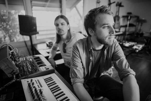 The Hengles - Astrid Cordes - Mines Falls - Charlie Nieland