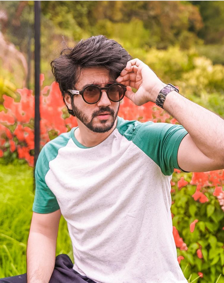 Mumbiker Nikhil (YouTuber) HD Images | Nikhil Sharma Instagram