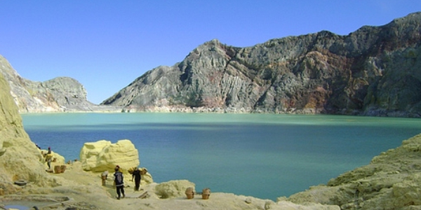 IJEN BLUE FIRE Raung Expedition 2018 Ijen Crater Blue Fire Bromo Tours IJEN BLUE FIRE Raung Expedition 2018 Ijen Crater Blue Fire Bromo Tours