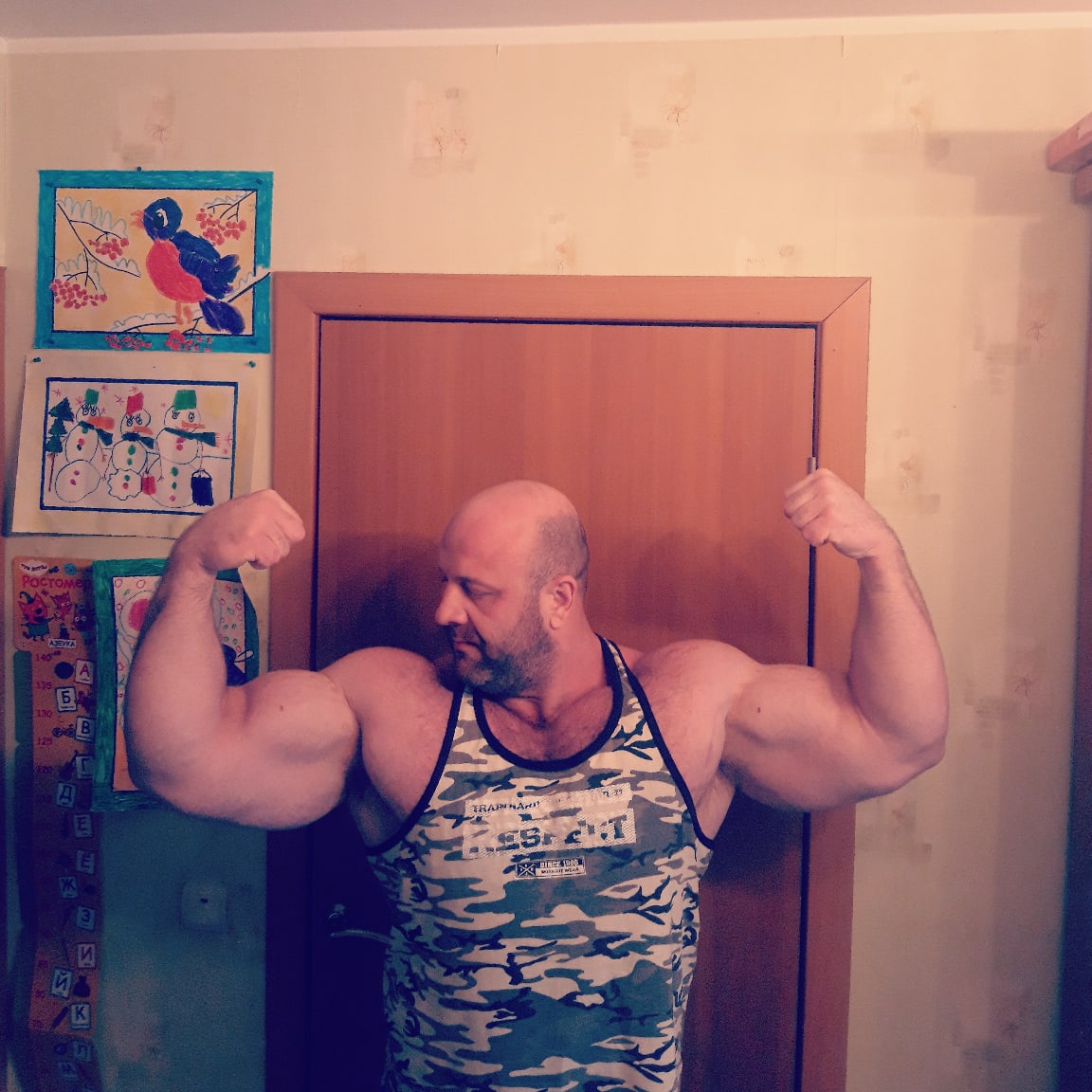 Muscle Lover: Viktor Goncharov