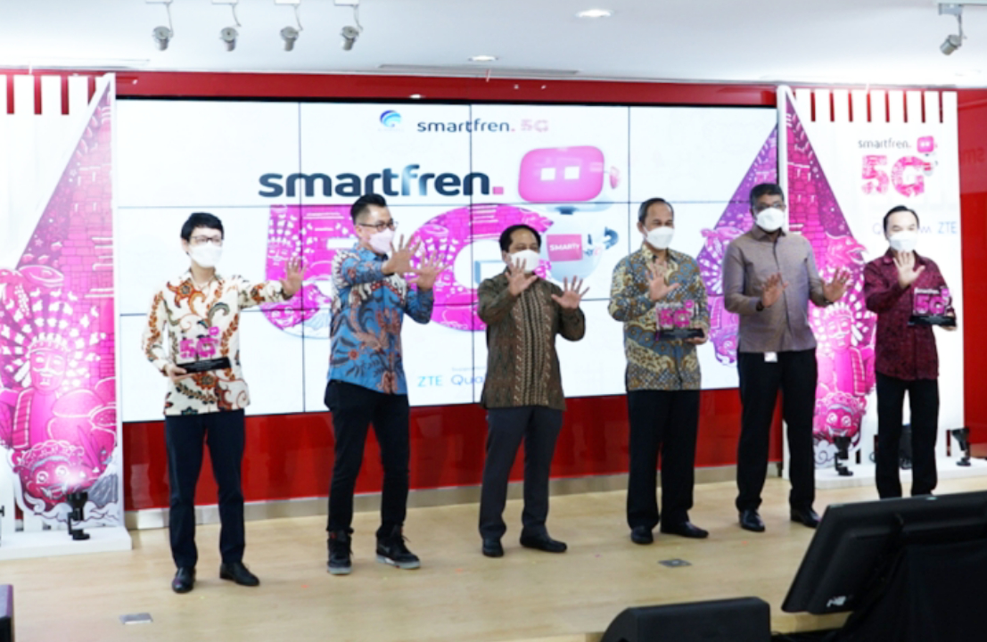 Sumiyati Sapriasih: Smartfren Gelar Uji Coba Teknologi 5G di Frekuensi ...