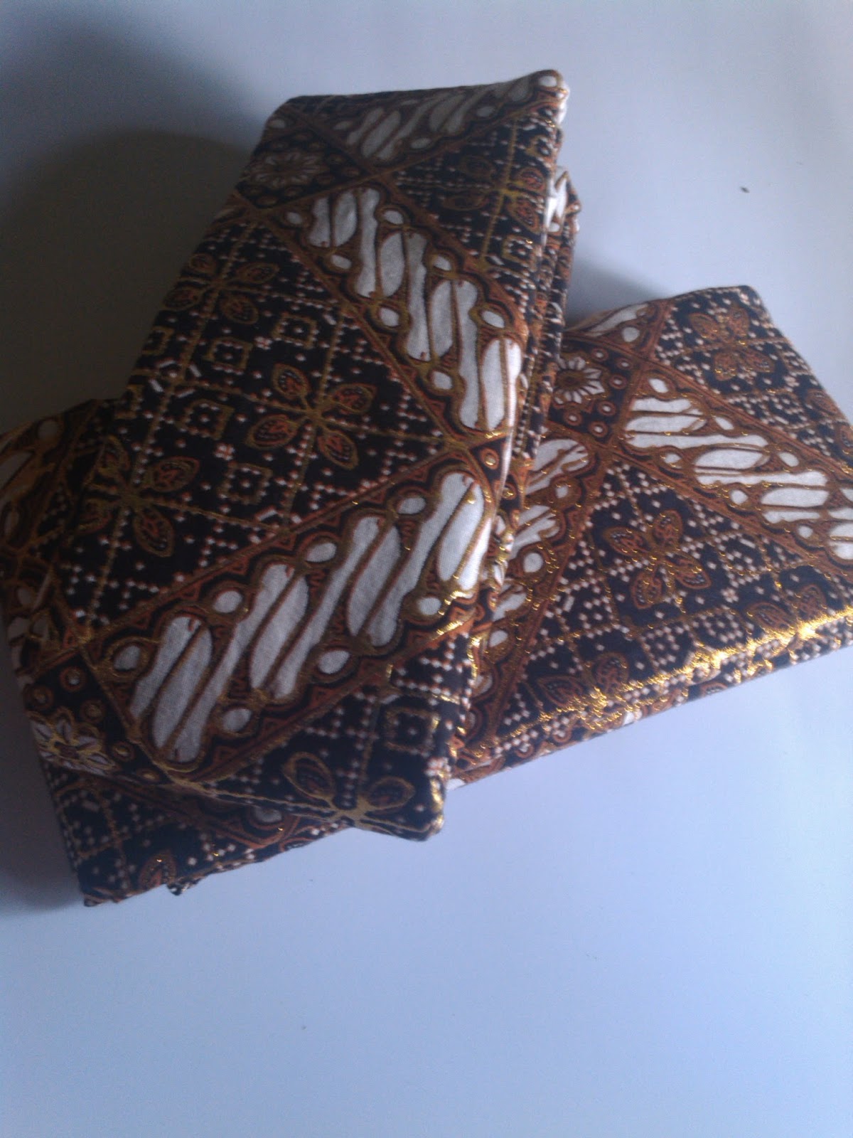 Pakaian Adat Jawa: Jarik(kain batik)