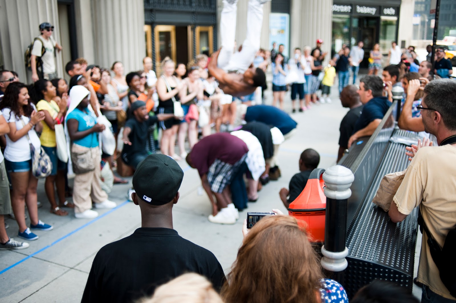 Welcome to the Windy City! Find Your Home in Chicago