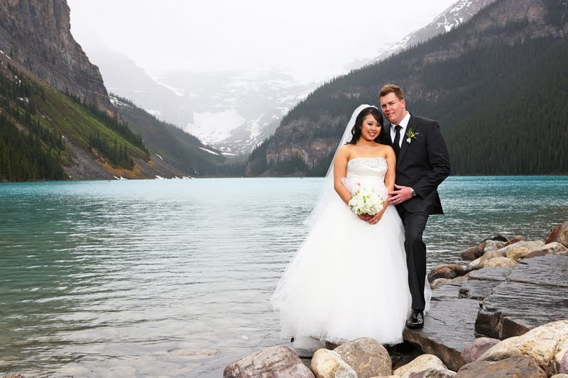 Alpine Peak Photography: Lake Louise Photographer - Lisa & Levi ...