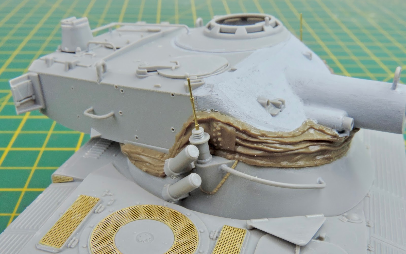 Pete's Model World : Takom AMX-13/90 Turret Time