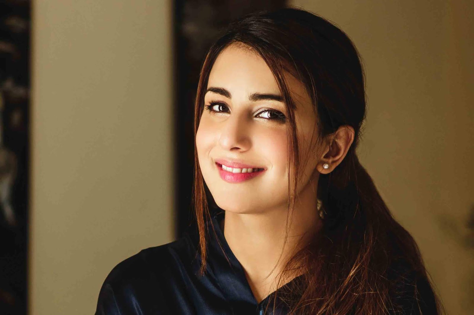 Actress Ushna Shah Apologises To Doctors After Facing Backlash On Social Media