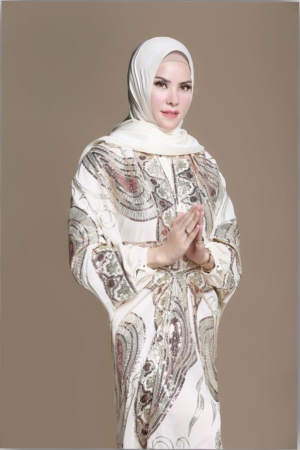 Angěl Lělgă Mantap Cěrăĩ dari Vĩcky, Ini Alasan Kuat Keputusannya ...