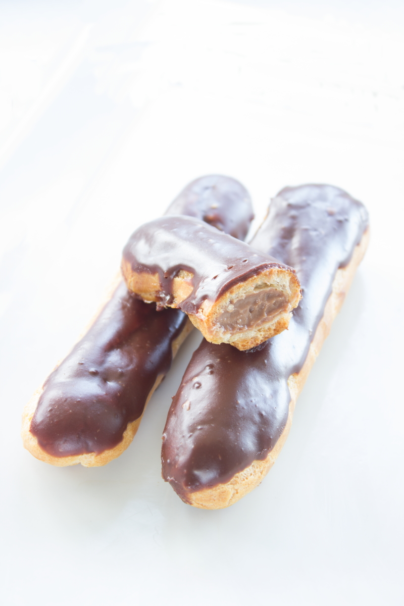 Éclairs de chocolate