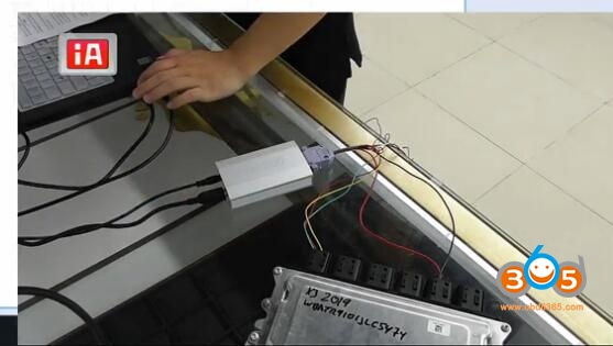 AT-200 Read and Write BMW B48 EEPROM Flash | Kess V2 Master ECU Tuning Kit