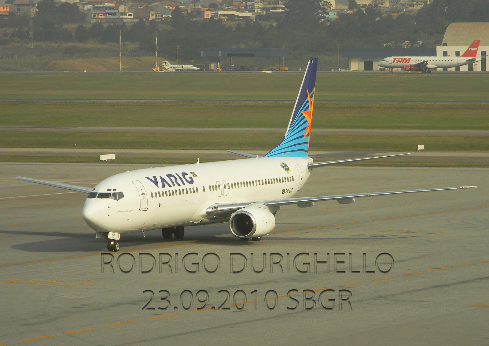 PLANETA AVIÃO: VARIG/GOL 737-800 PR-GIT