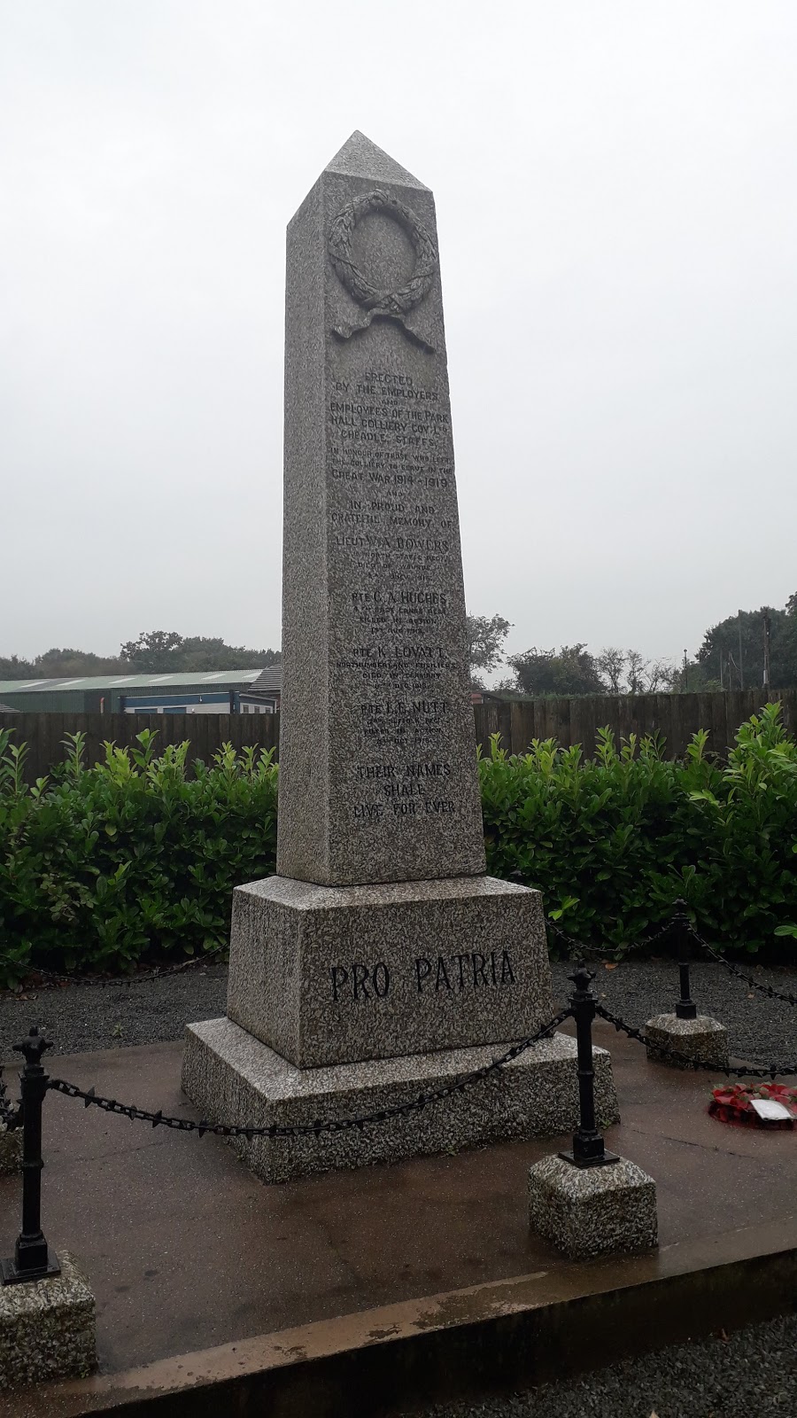 War Graves and Memorials: Dilhorne, Park Hall Colliery