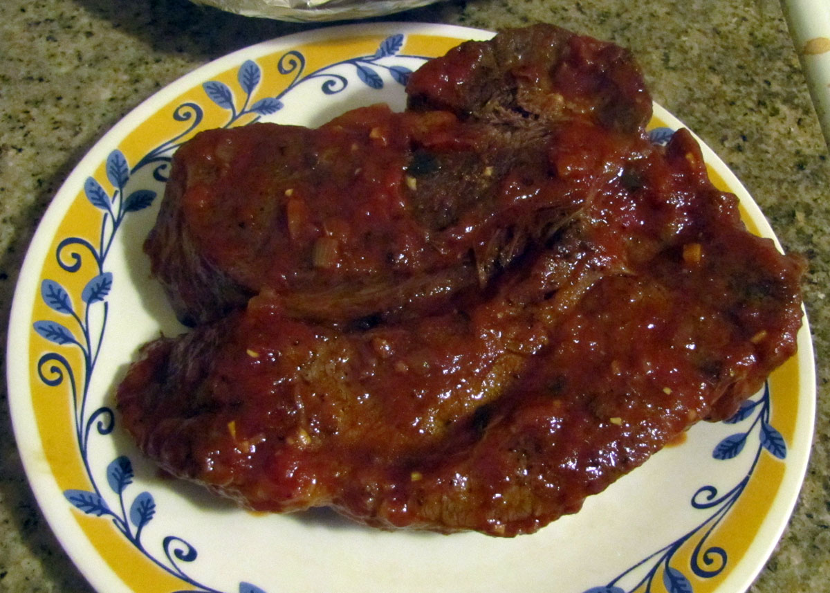 Smells Like Food in Here: Italian Roast Beef with Tomatoes and Kalamata ...