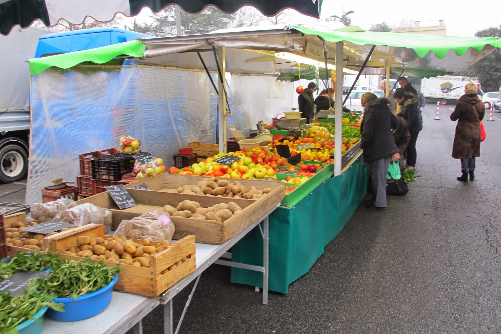 Fresh Market - Écully, France - Travel is my favorite Sport
