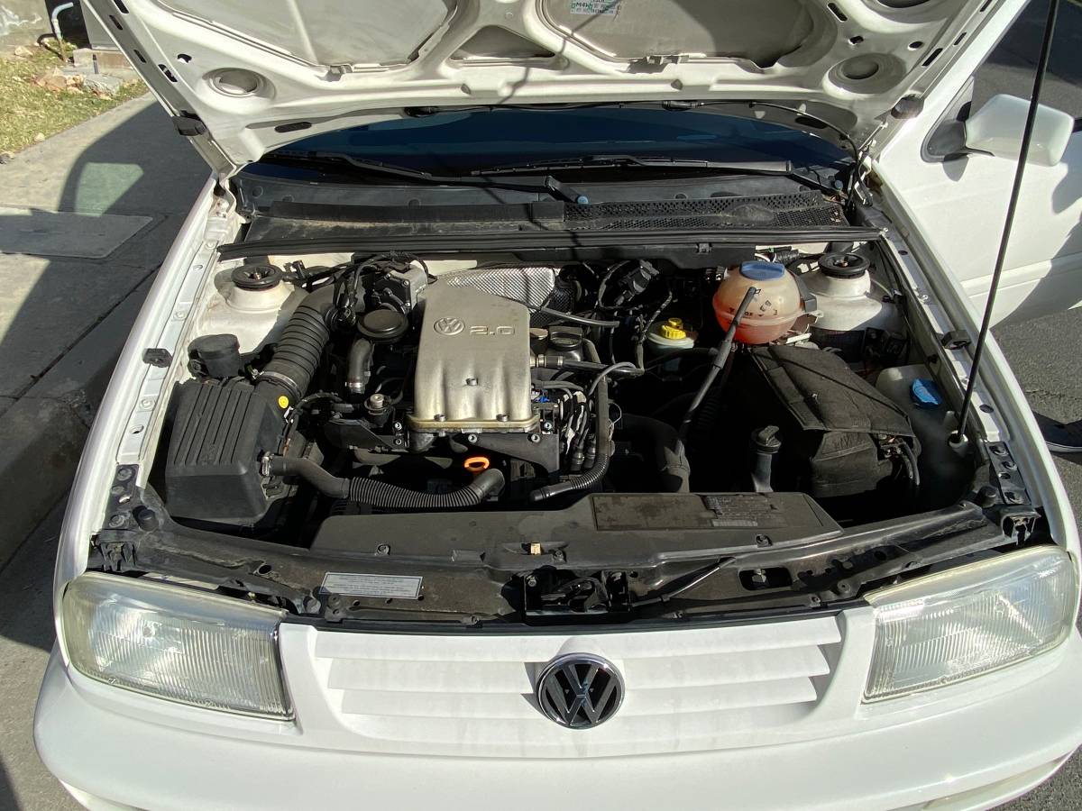 Hergestellt in Mexiko: 1998 Volkswagen Jetta 2.0 Wolfsburg Ed ...