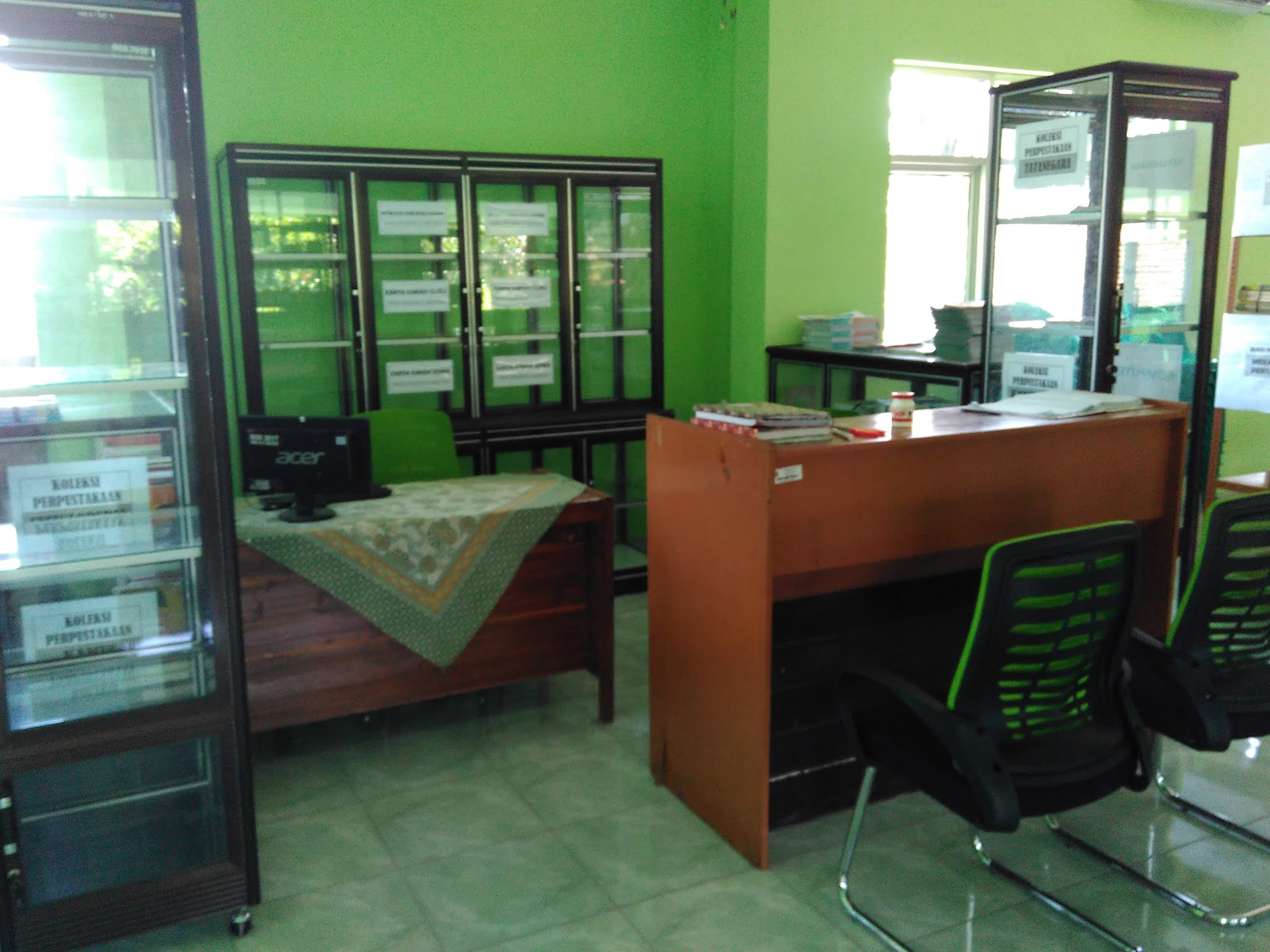 FOTO SARPRAS PERPUS - PERPUSTAKAAN PERINTIS