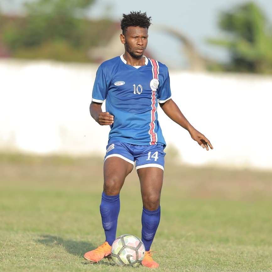 MUDATHIR YAHYA ABBAS YUKO FITI KISAWASAWA AZAM FC IKIIKABILI TRIANGLE ...