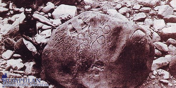 Wisata Sejarah di Prasasti Ciaruteun Bogor