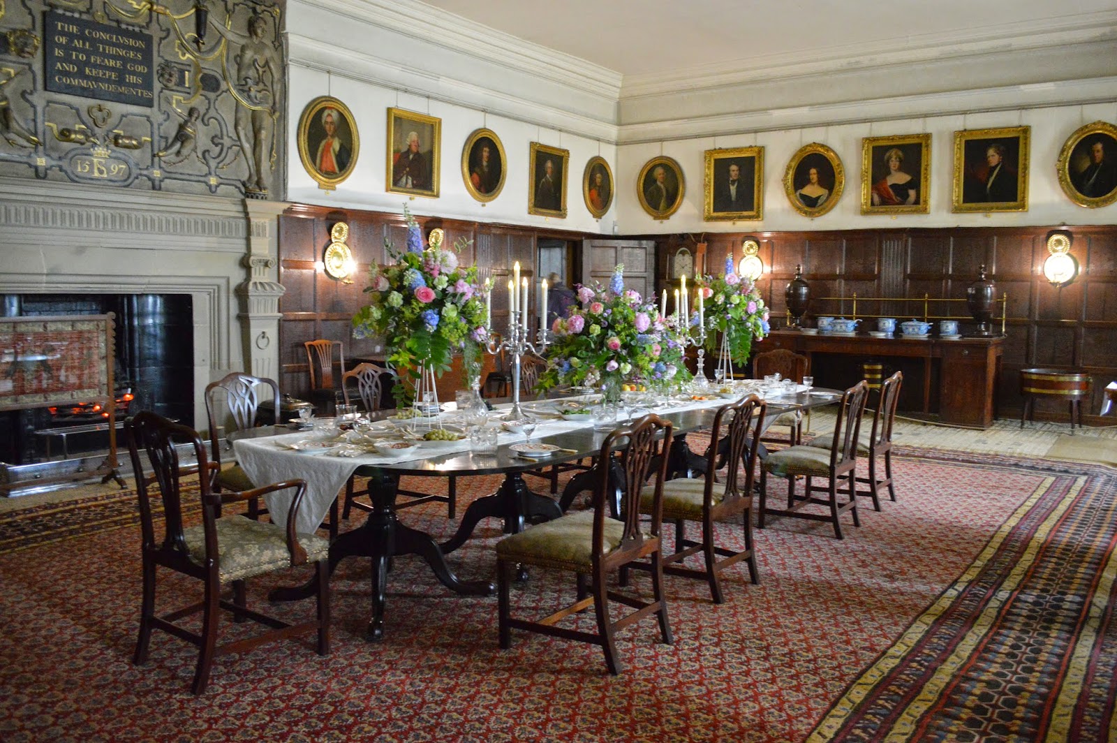 Book&aCuppa: Hardwick Hall (inside)