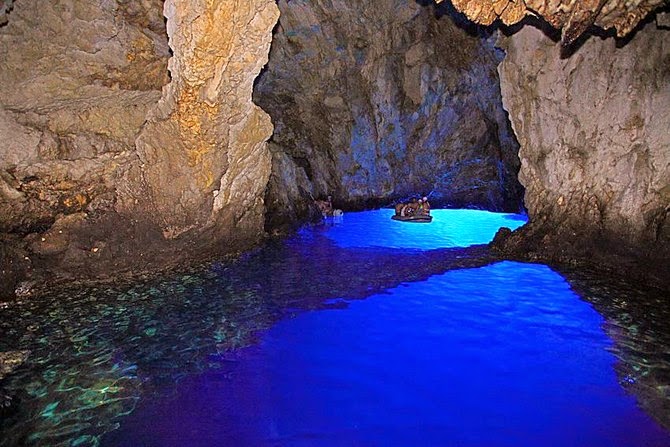 Modra špilja ( Biševo, Hrvatska) | Otok Vis