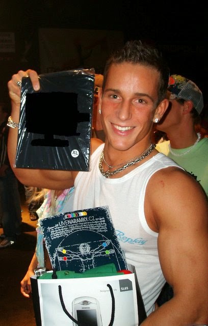 - Men for XERSEX: Happy Birthday Jakub Stefano