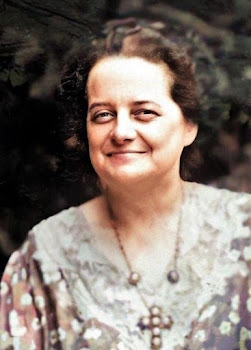 ESOTERICA: LAS FOTOGRAFÍAS DE ALICE BAILEY