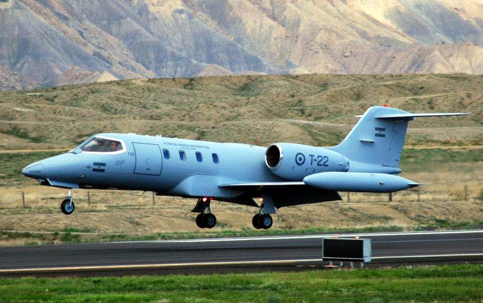 FDRA - Fuerza Aérea: Learjet T-22 de la FAA