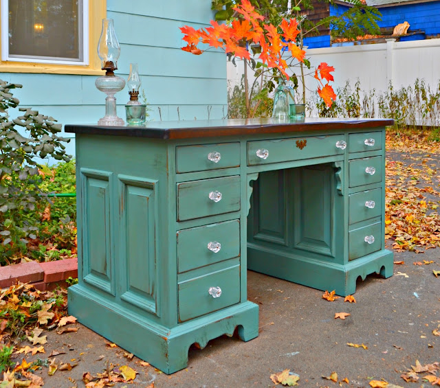 Heir and Space: A Vintage Bennington Pine Desk