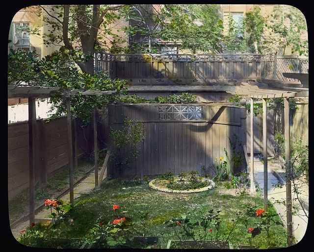 Colour Photos of NYC Gardens in the 1920s ~ vintage everyday