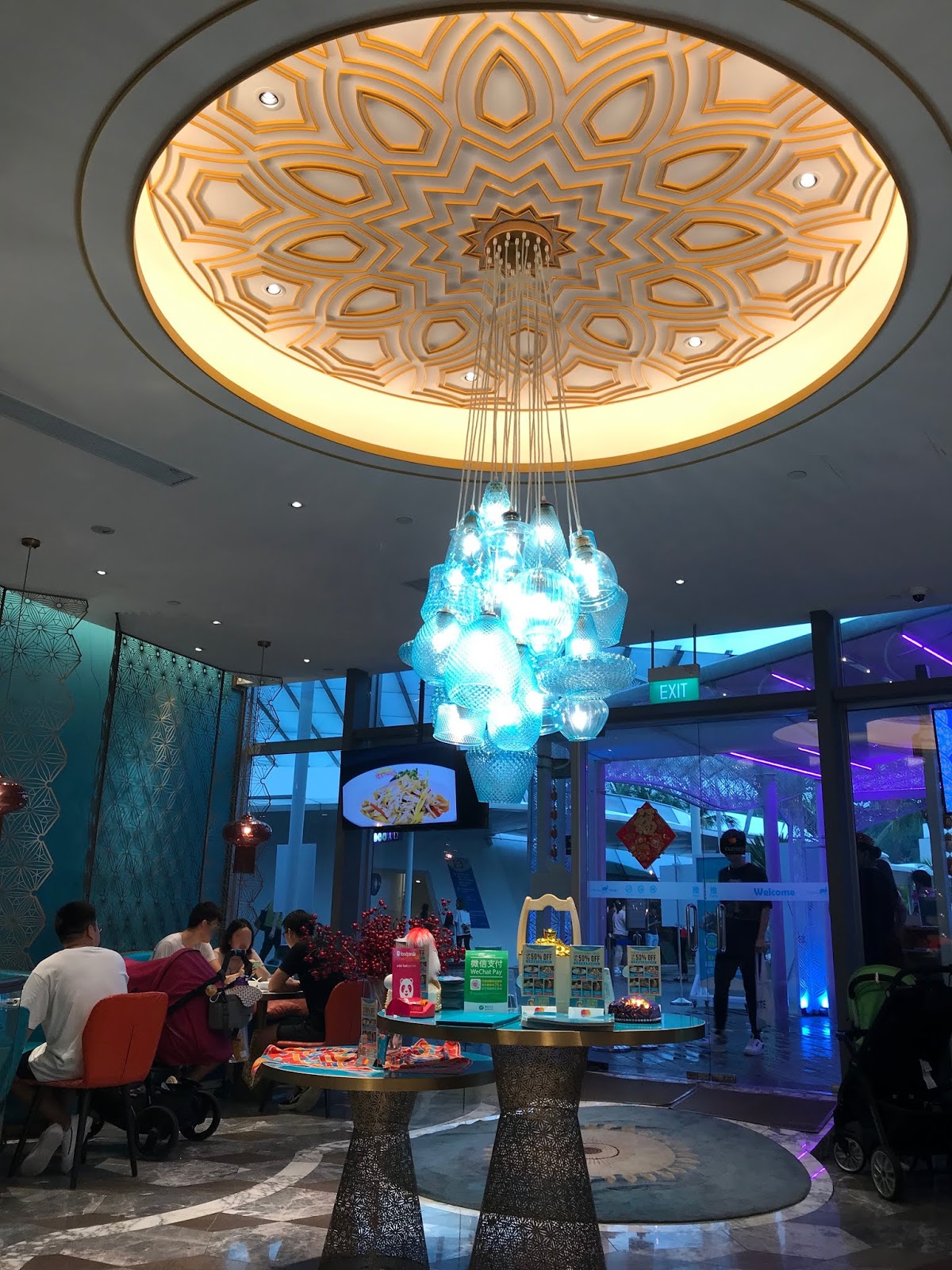 Small Potatoes Make The Steak Look Bigger: Alijiang (阿里疆) Silk Road ...