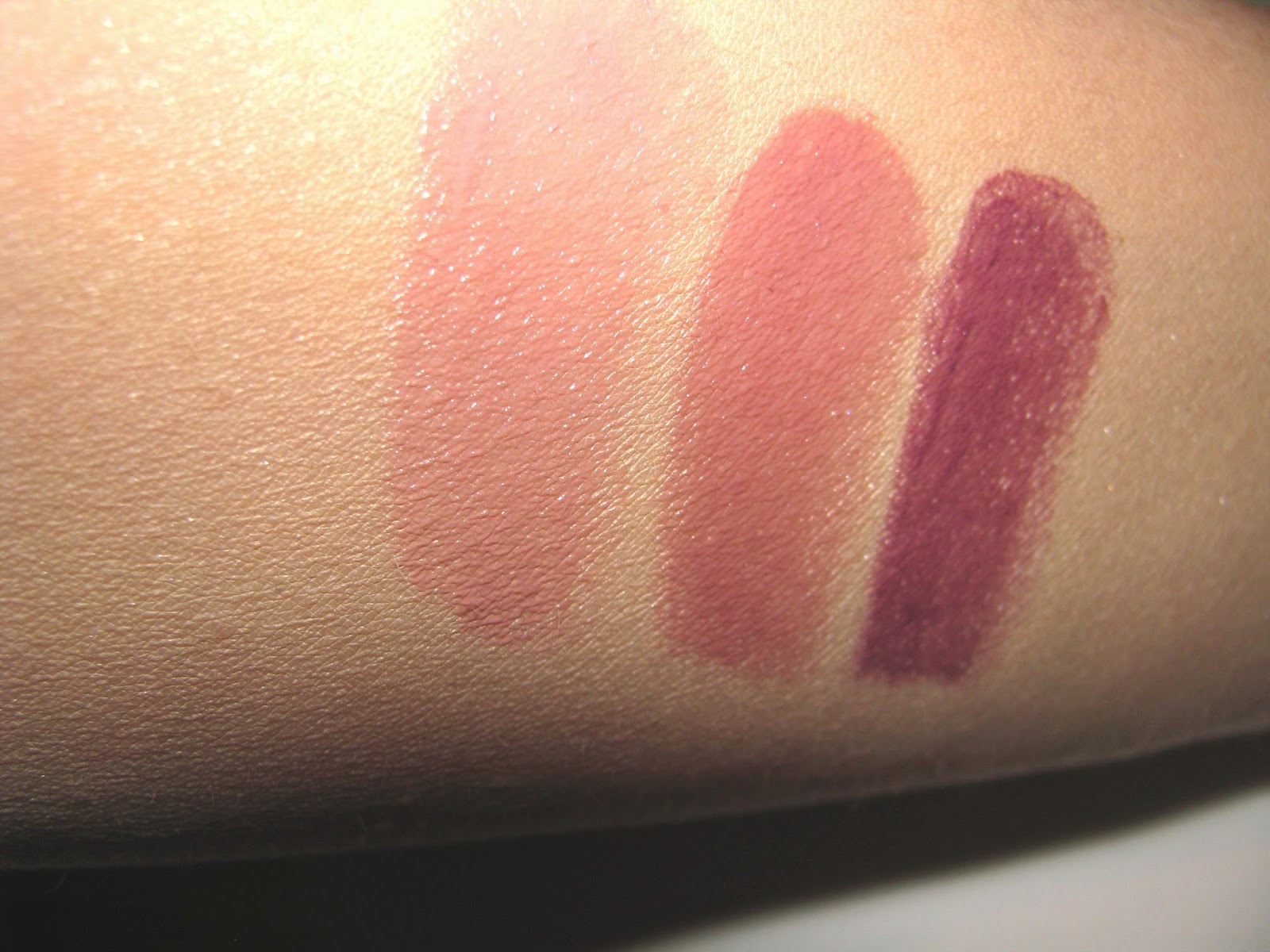 The Beauty Alchemist: Chanel Fall 2014 Rouge Coco Shine- Intime ...