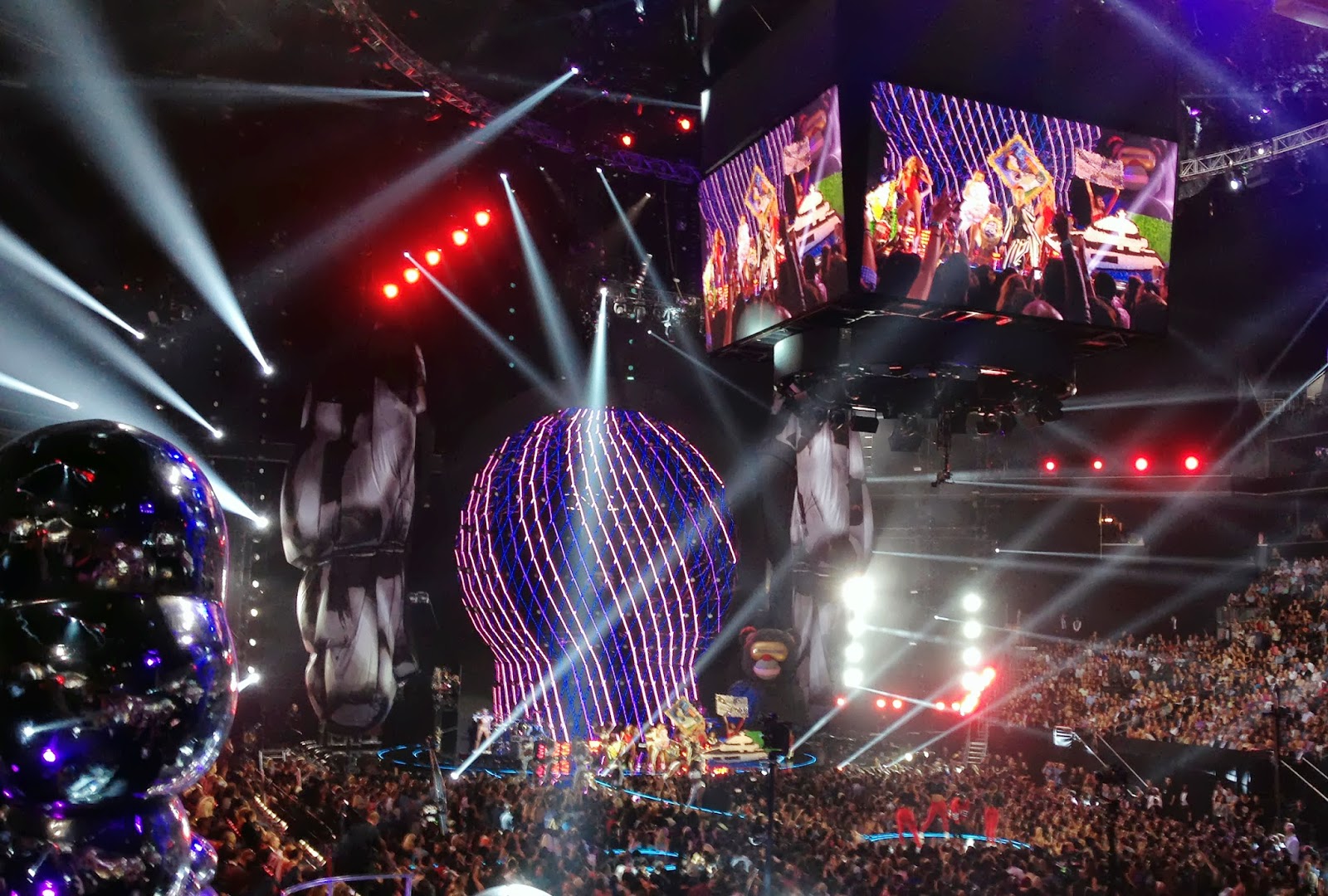 Stylecurated: FRONT AND CENTER AT THE 2013 MTV VMA's