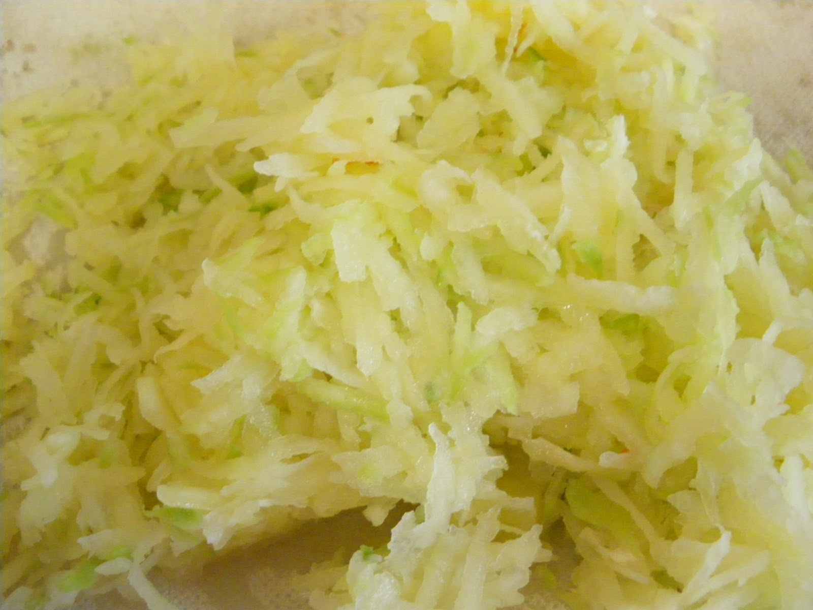 Mouth watering recipes from Azeema's Kitchen: Maamidi Pulihora