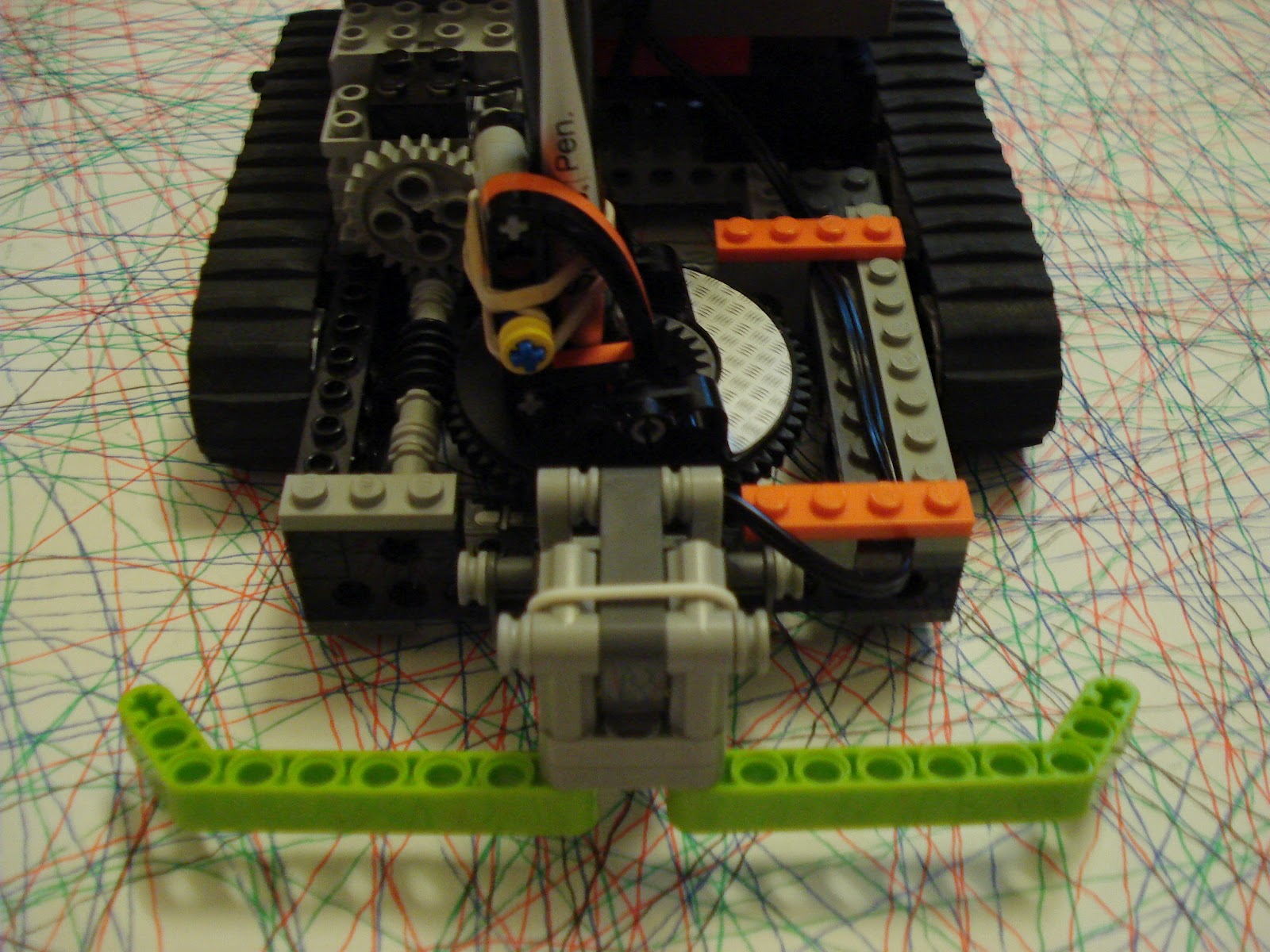 Architecture Machines: LEGO RCX TURNTABLE MACHINE