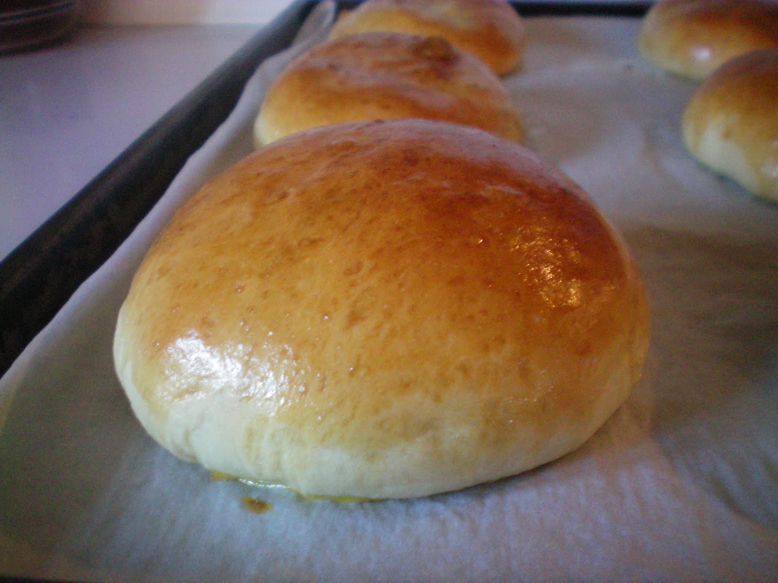 The new art of baking: Hong Kong Bakery Style Baked BBQ Meat Bun - Char ...