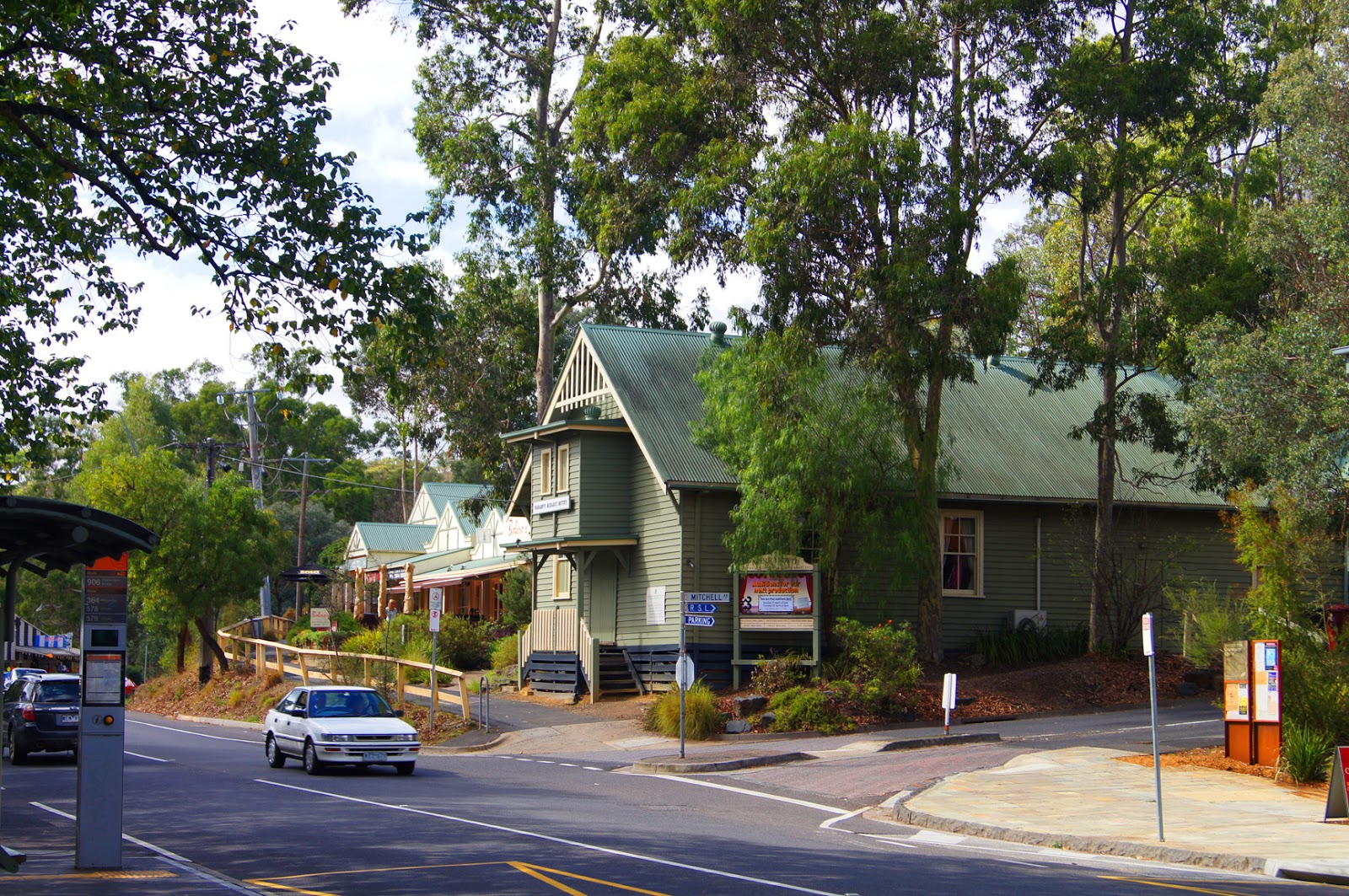 MAP: WARRANDYTE IN SUMMER