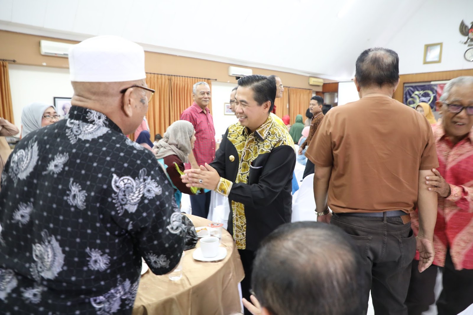 Alumni SMADA 69 Gelar Reuni Emas, Sekaligus Bakti Sosial dan Sukseskan ...