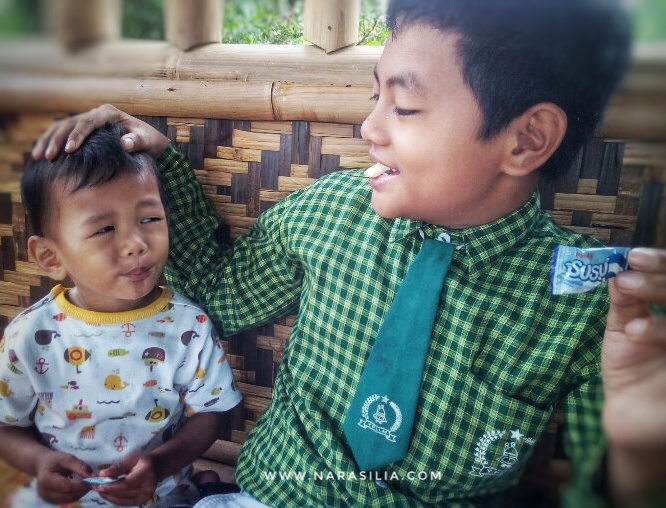 Mensiasati Kecanduan Anak Makan Permen - NarasiLia.com