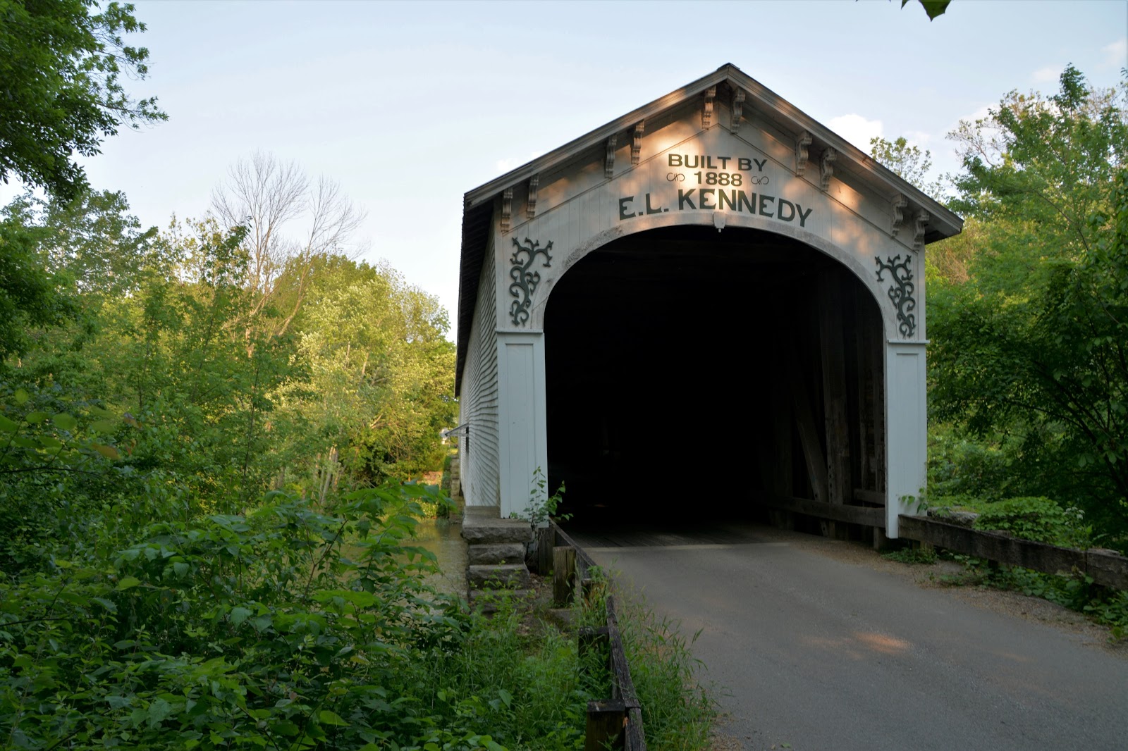 COVERED BRIDGES IN OHIO +: FORSYTHE MILL COVERED BRIDGE - MOSCOW, INDIANA