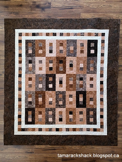 Tamarack Shack: Keyhole Quilt
