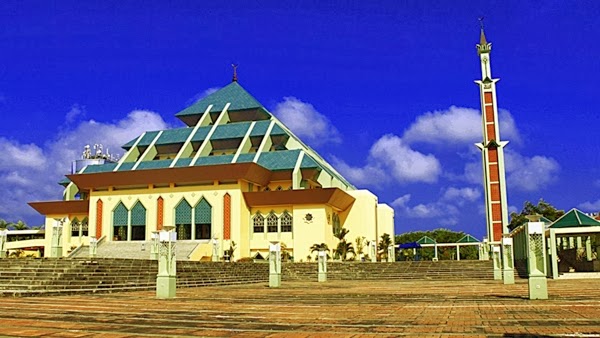 Batam on the Blog: The Grand Mosque ( Masjid Raya ) Batam