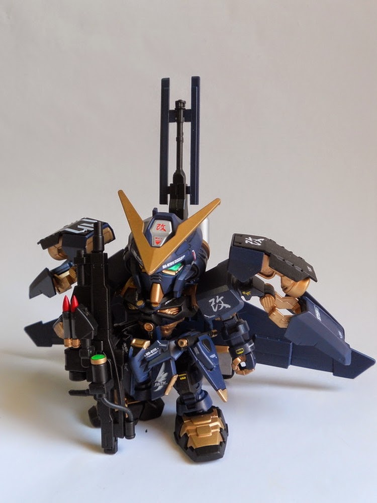 Custom Build: SD BB Senshi Gundam Astray "Dark Blue Frame"