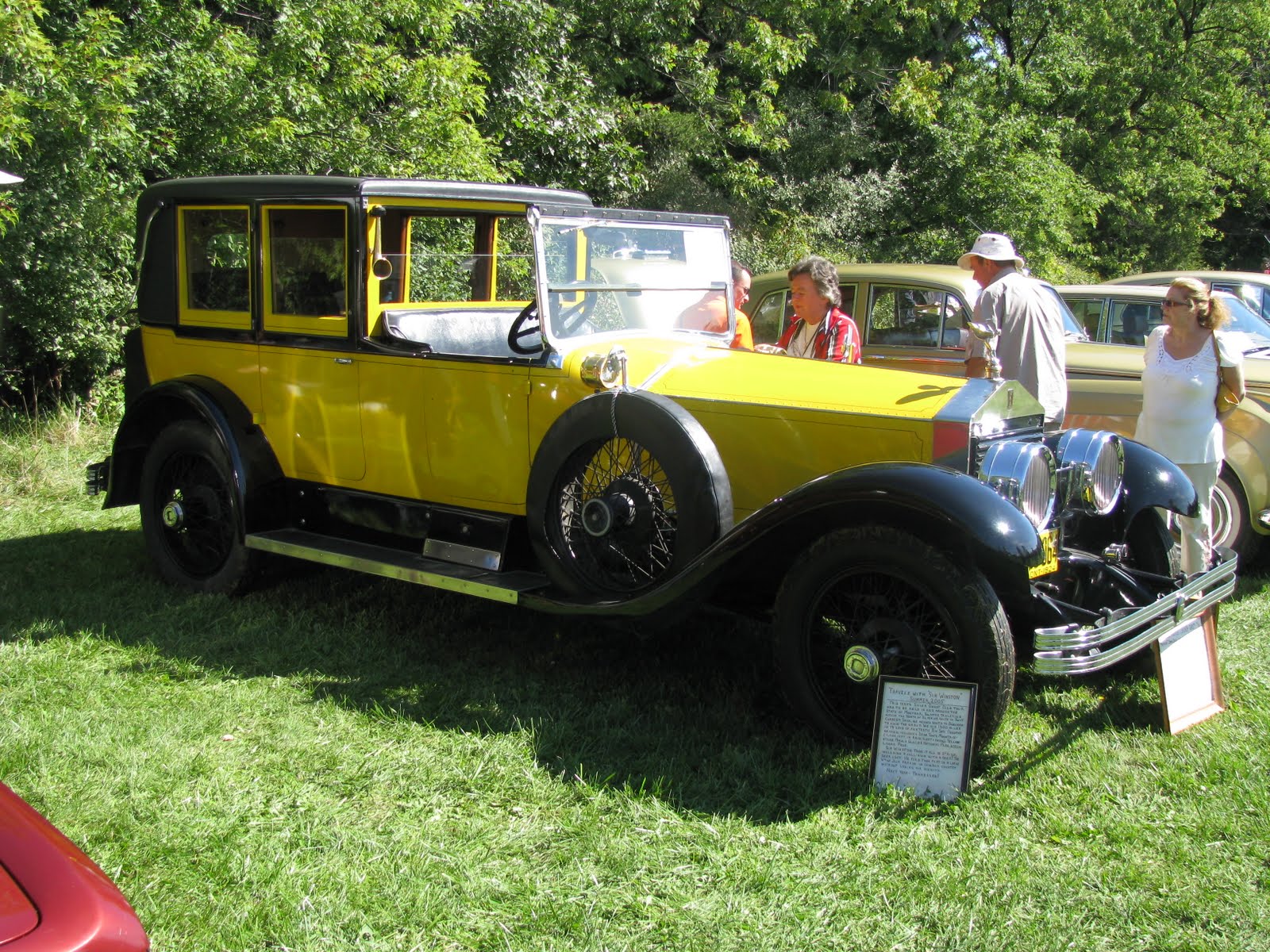 BENTLEY SPOTTING: British Car Day