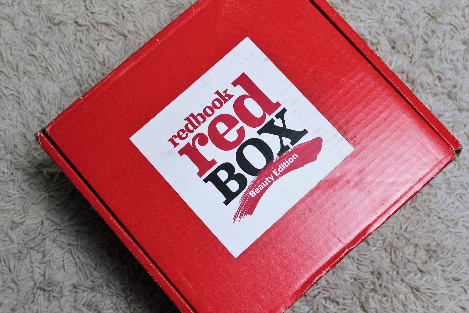 REDBOOK Fall 2017 Red Beauty Box Review | FabEllis